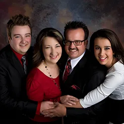 Jay Stone Singers - Tickets & Info | Blue Gate Theatre | Shipshewana ...